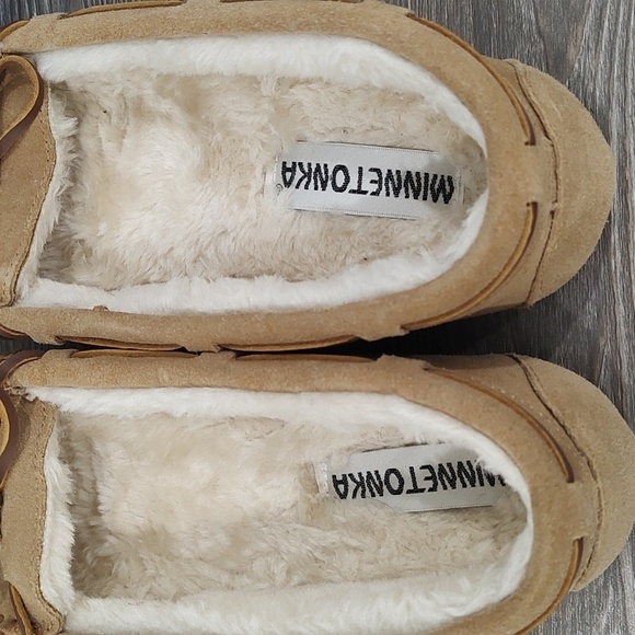 Minnetonka | Shoes | New Minnetonka Genuine Suede Leather Moccasin ...